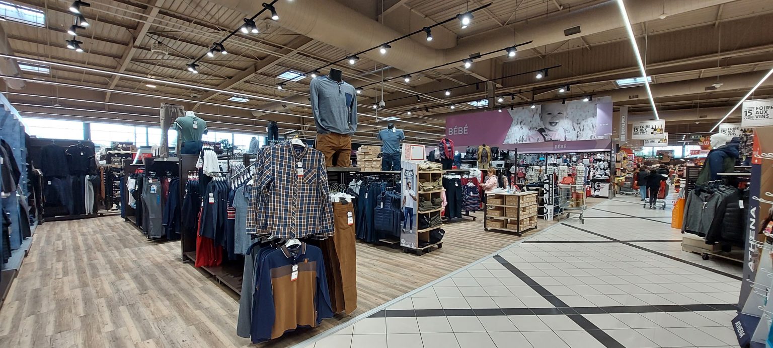 Commerce de grande distribution Intermarché à Dole